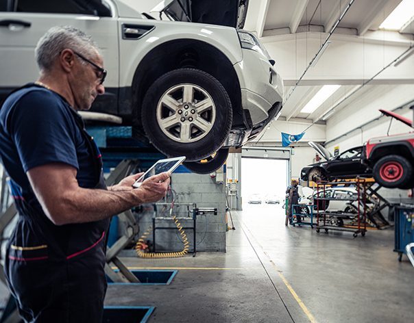 Leading Automotive Aftermarket Data & Software Provider